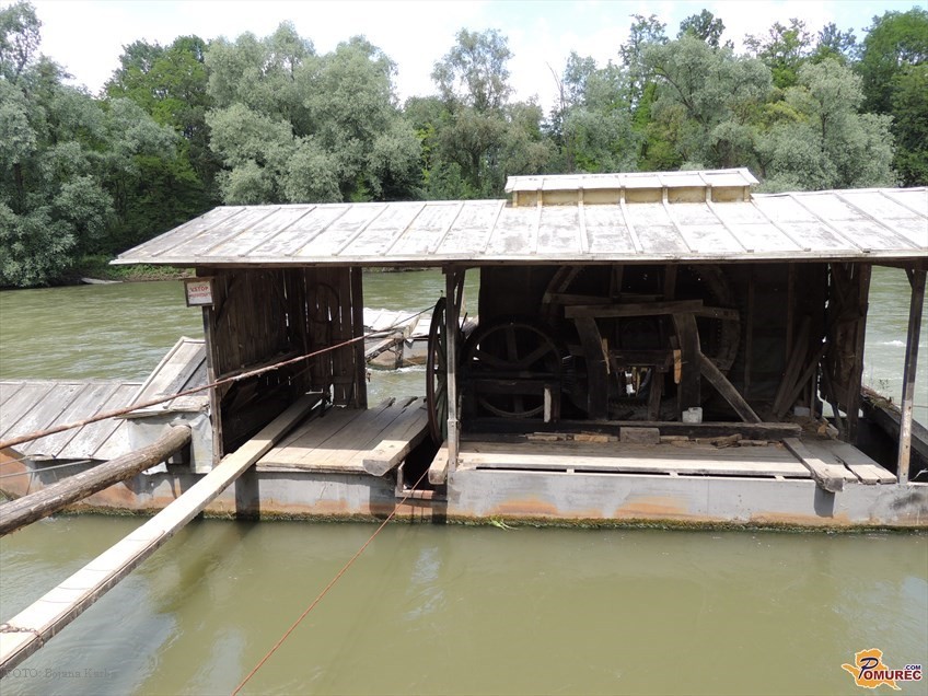 Babičev mlin v Veržeju - panonski plavajoči mlin na Muri - Pomurec.com