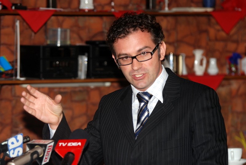 Robert Celec bo postal direktor RIS-a in odstopil kot mestni svetnik ...